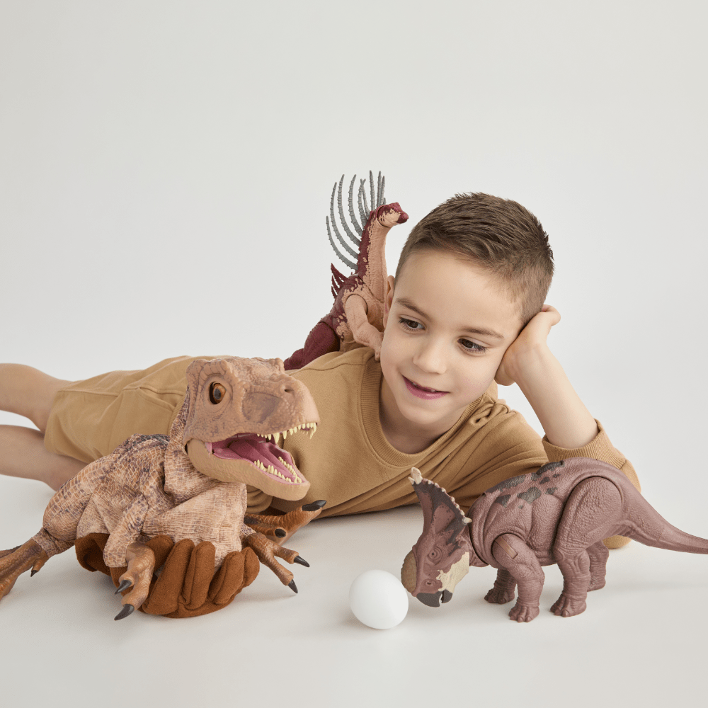 Actions Figures, Figurines & Playsets – Mastermind Toys